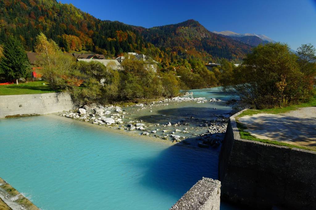 The river Sava Dolinka (from the bridge in Podkoren to the pebble ...